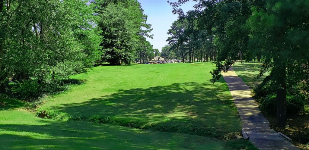 Bay Pointe Resort & Golf Club | New England dot Golf