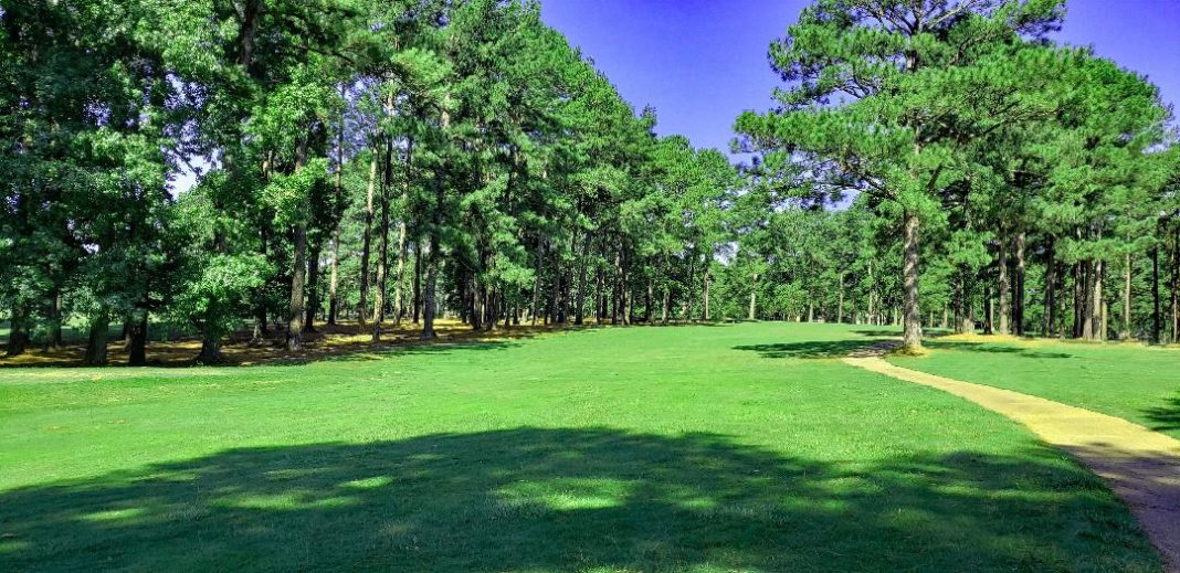 Bay Pointe Resort & Golf Club | New England dot Golf