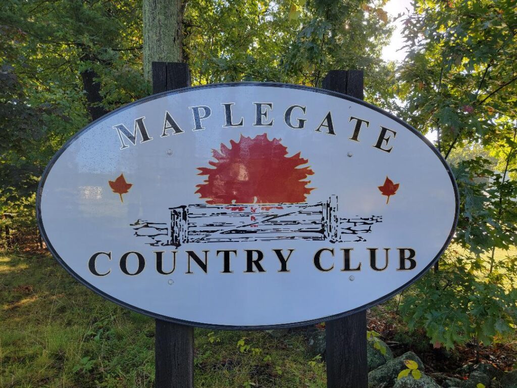 Maplegate Country Club | New England dot Golf